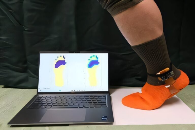 Smart Chipped Shoe Tracks Gait and Balance to Support Older Adults With ...