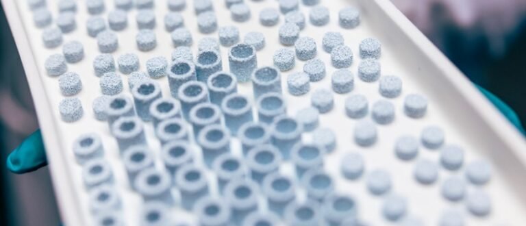 3D Printed Ceramic Bone Implants Mimic Natural Bone Structure for ...
